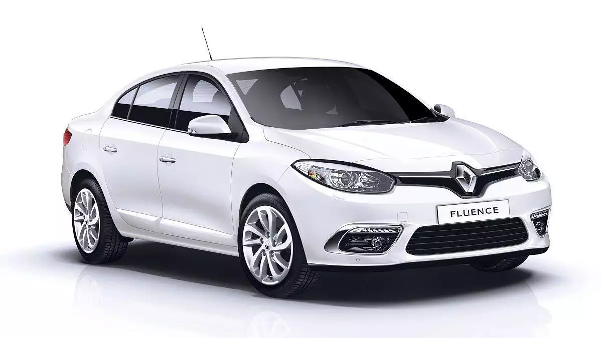 Rent Renault Fluence in Dubai - Mala Rent a car
